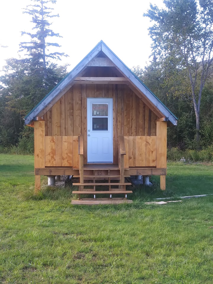 The Waterside, Camping Cabin. - Ingonish Beach, NS