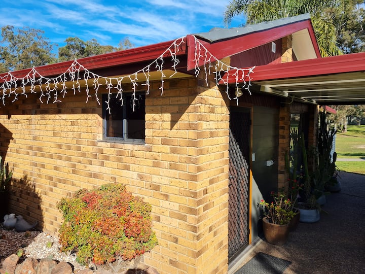 Ashtonfield Reserve Get Away - Newcastle