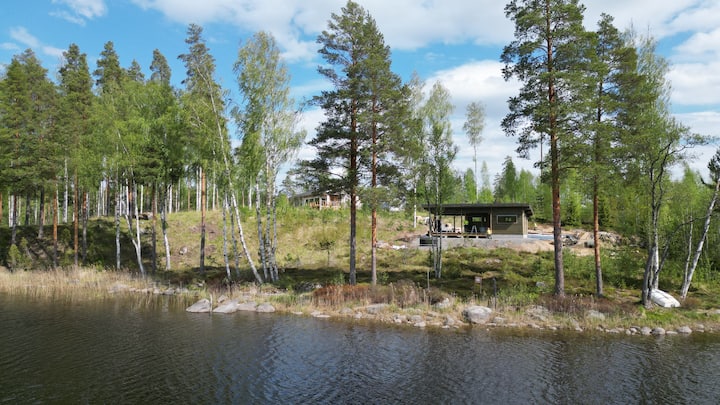 Villa Mustaniemi, 180 Asteen Järvinäkymä - Pertunmaa