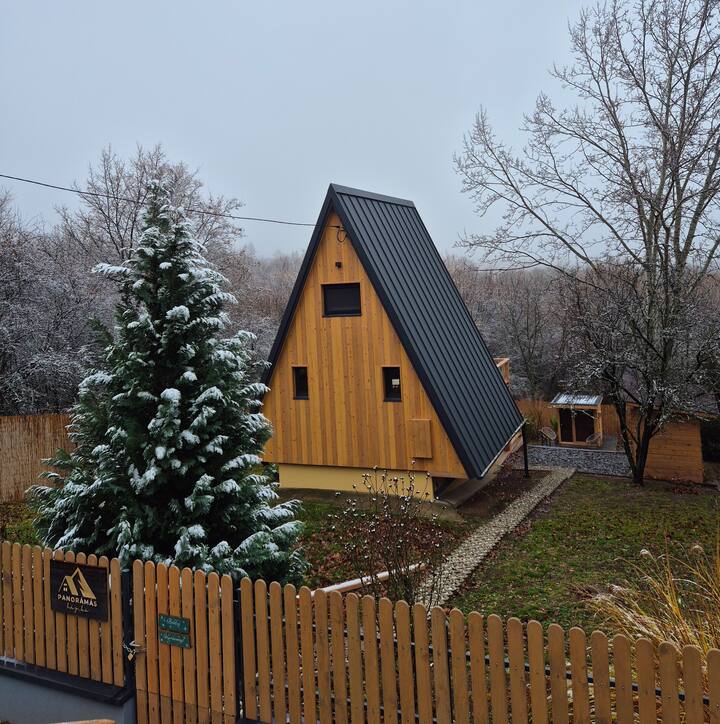 Panorámás Házikó - Hollókő