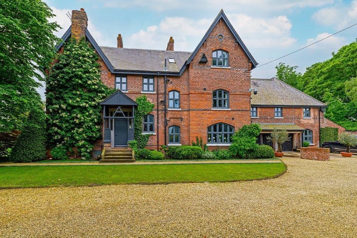 Cheshire Mansion Between Manchester And Liverpool - Northwich