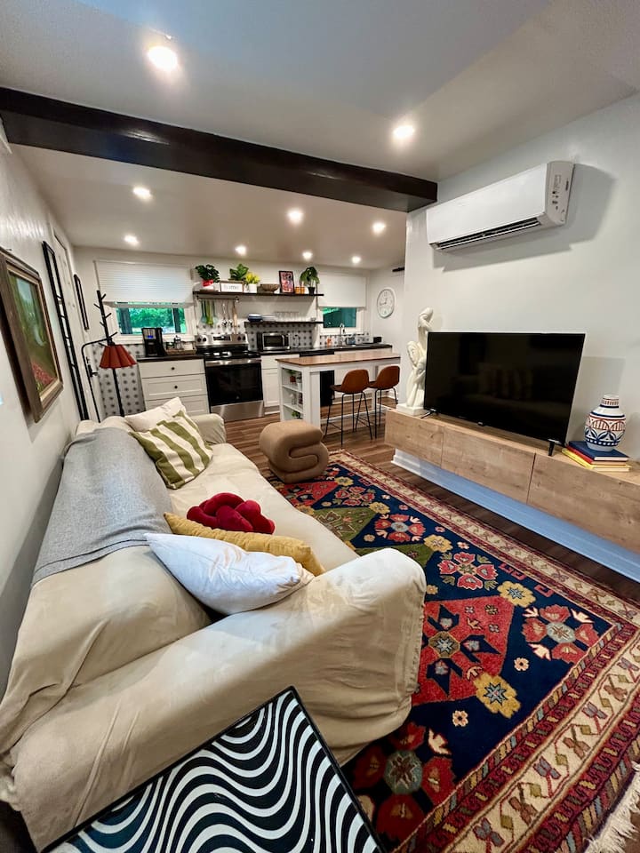 Charming Modern-vintage Duplex - Chattanooga, TN