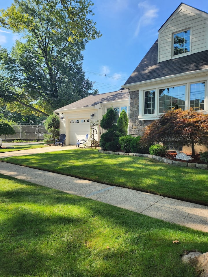 Traditional Beauty - Staten Island, NY