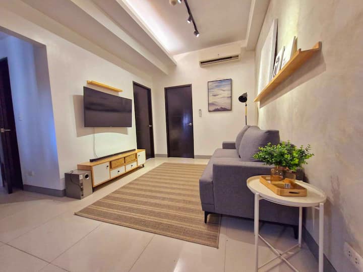 2br W/ Parking Greenbelt Hamilton Tower 1 - Makati