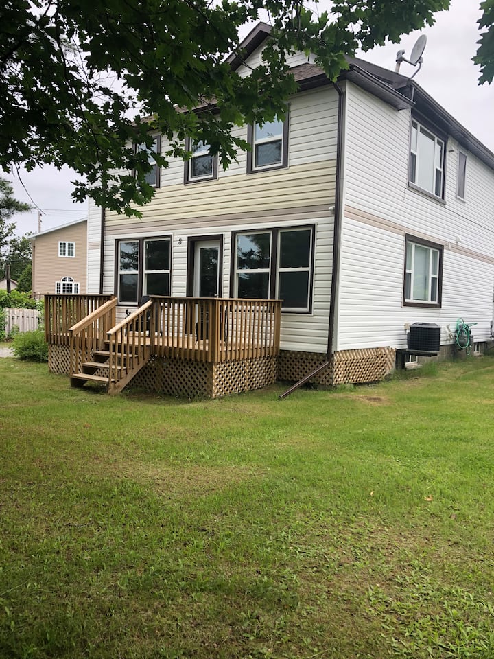 Comfortable Quiet Setting - Grand Sudbury