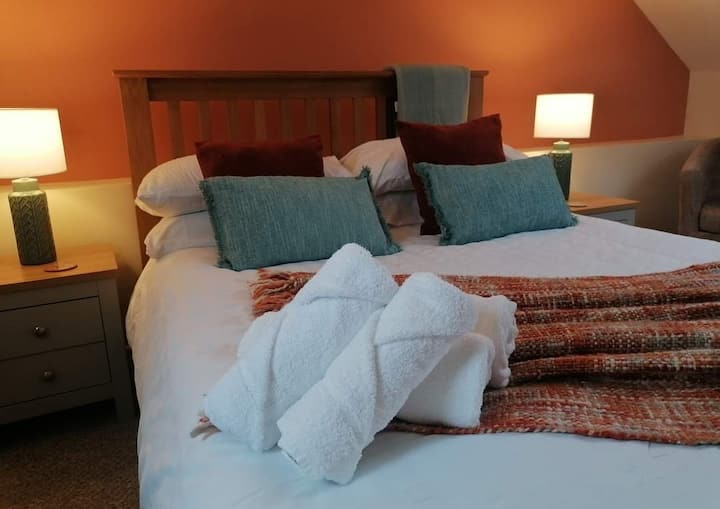 Cosy 2 Bedroom Cottage Near Carmarthen | Sleeps 4 - Carmarthen