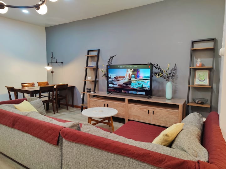 1000+ Sqft Spacious 3br 2ba-backyard Access - New York