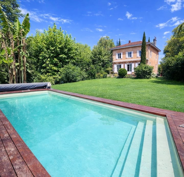 Maison De Famille Bayonne Avec Piscine Et Jacuzzi - Bayonne