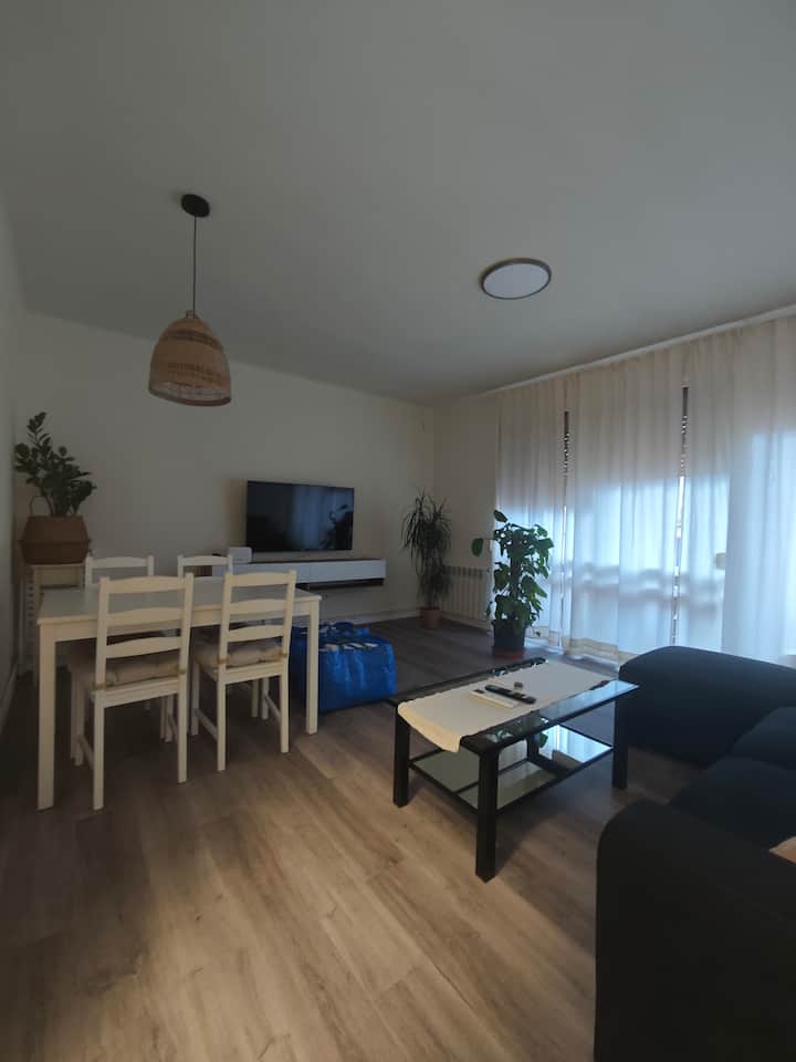 Encantador Apartamento En El Corazón De Tremp - Tremp