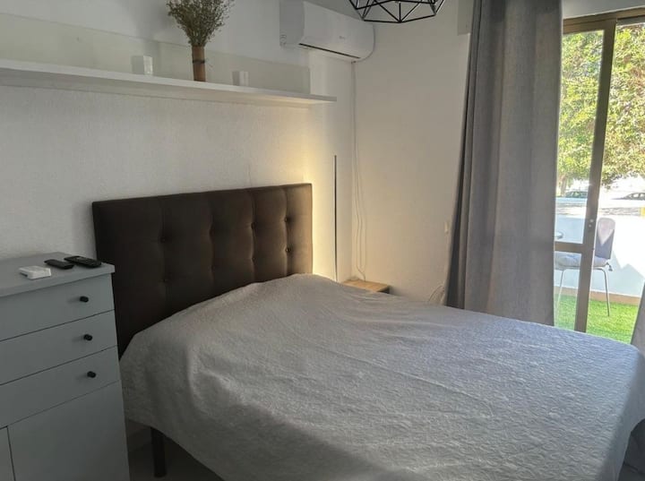 Bonita Habitación En Un Dúplex Familiar Aguadulce - Vícar