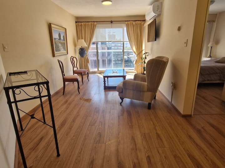 En El Mejor Lugar De Montevideo - Montevideo