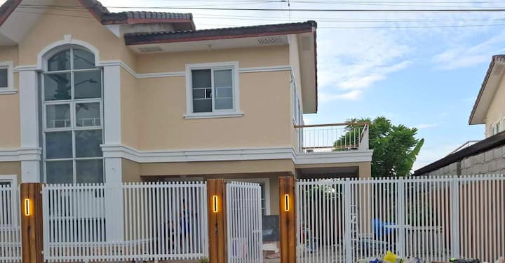 Family House, Quiet & Relaxing - Cavite City