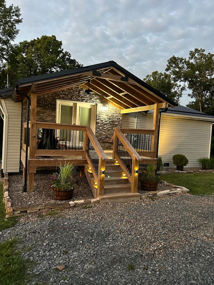 Hillbilly Haven In Mt Nebo, Wv - Summersville, WV