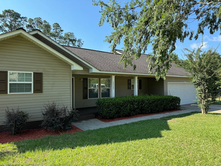 Beautiful House In Vidalia! - Tarrytown, GA