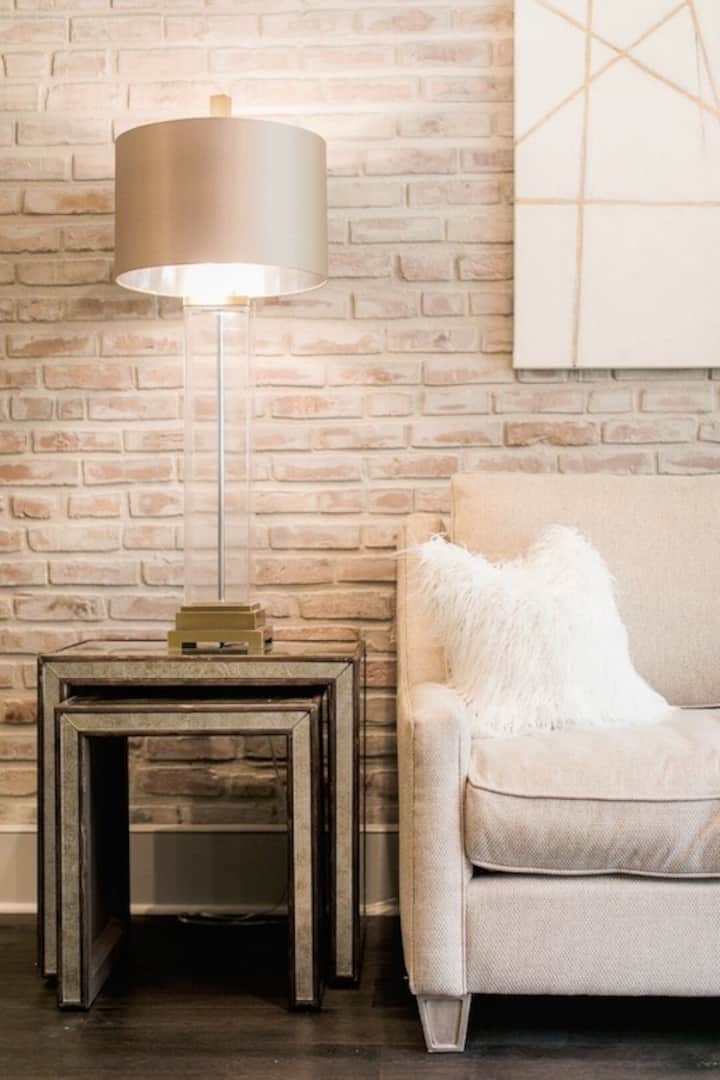 Elegant Condo In New Orleans Cbd - New Orleans, LA