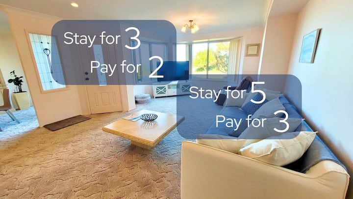 Gregory's Place - Amazing Family Home In Vincentia - Vincentia