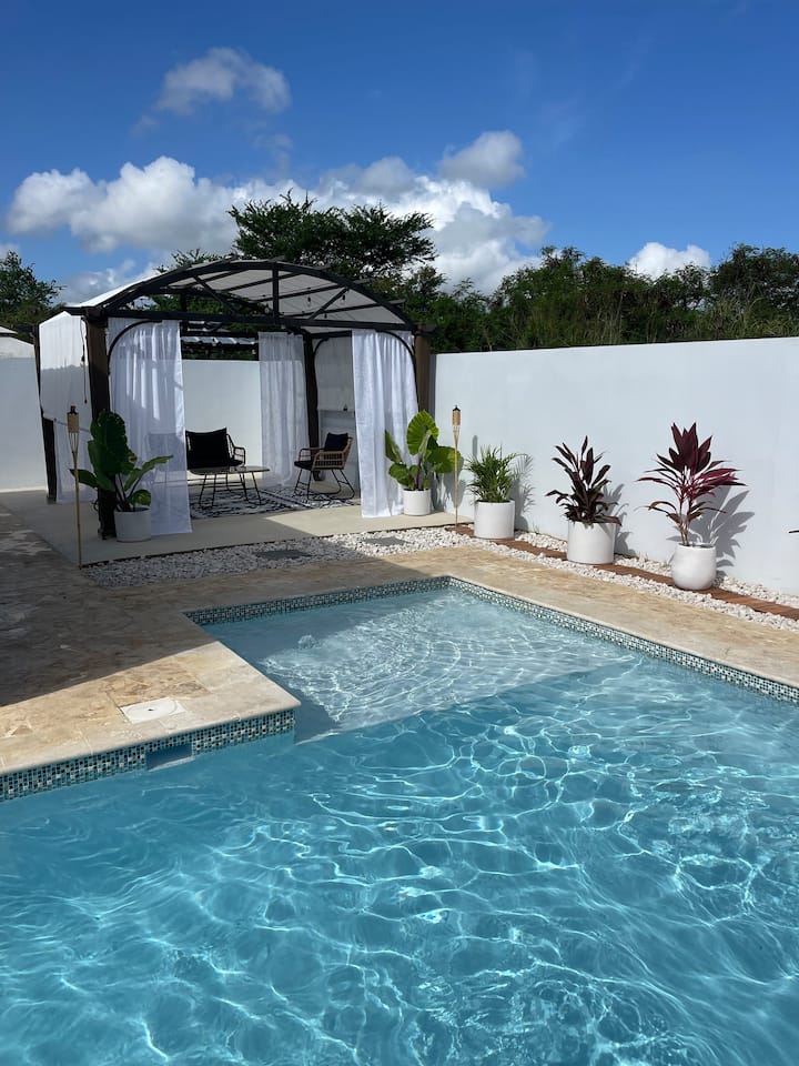 The Grace Escape, Islote Beach House - Arecibo