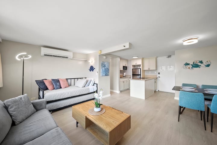 Amazing Views Waikiki 28fl 1br Family/group Condo - Honolulu