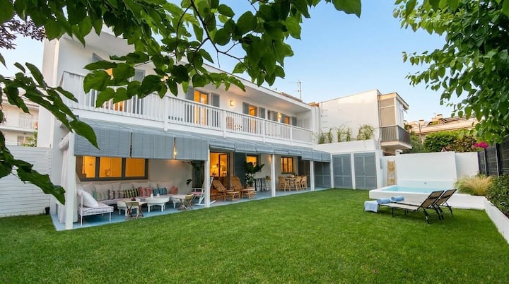 Villa La Colonial: à 4 Minutes à Pied De La Plage. - Vilanova i la Geltrú