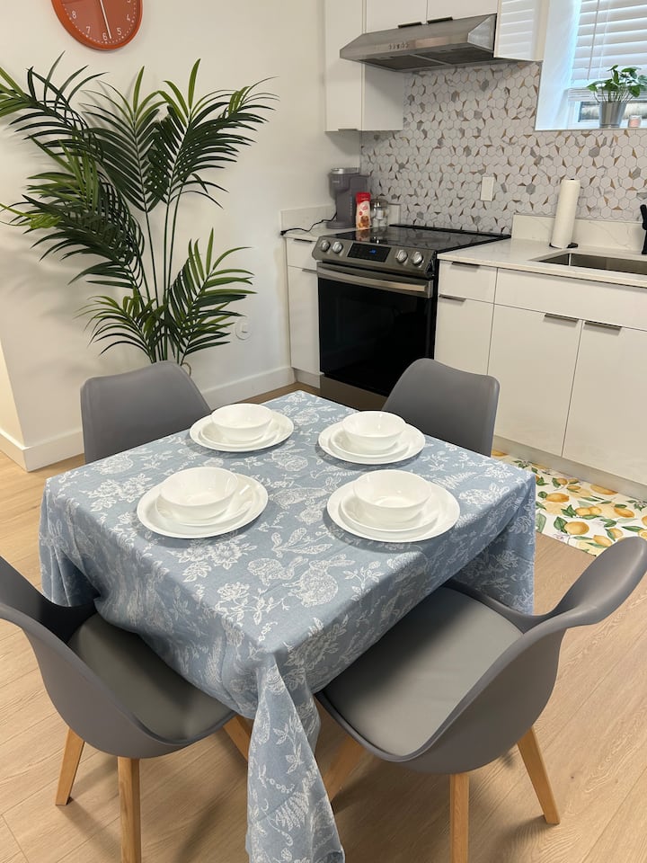 Modern & Cozy 2br Guest Suite In Clayton Height - Langley