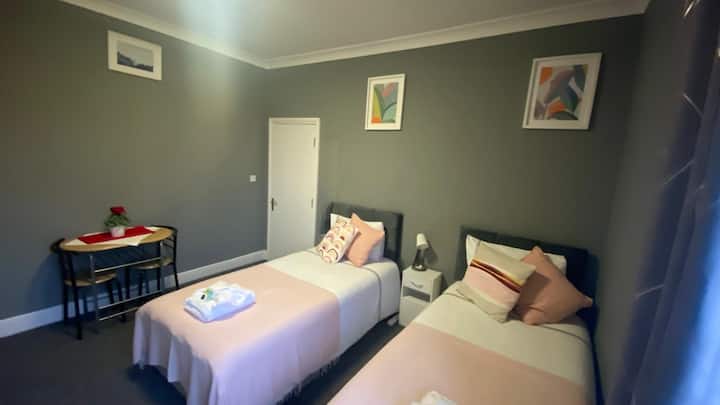 Fantastic Location, Private Double Bedroom - アールズ・コート