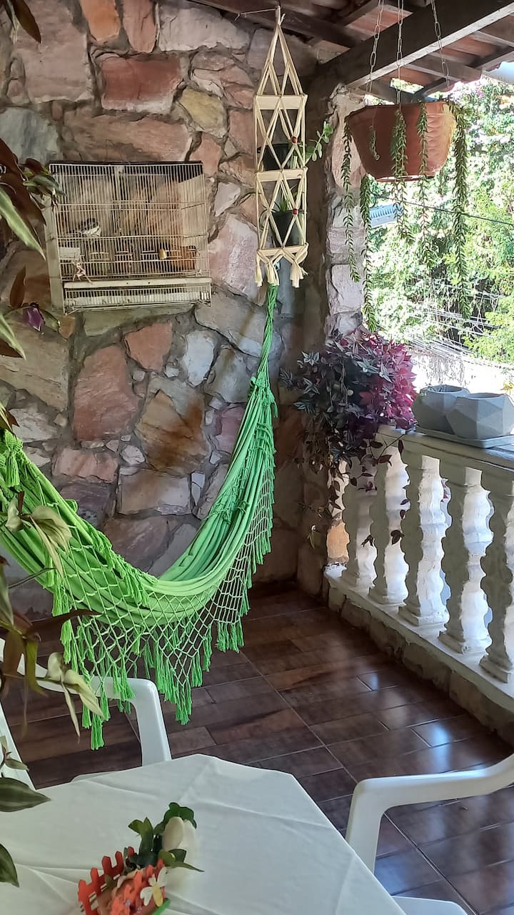 Linda Casa Arejada Terraço Churrasqueira  Garagem. - Belo Horizonte