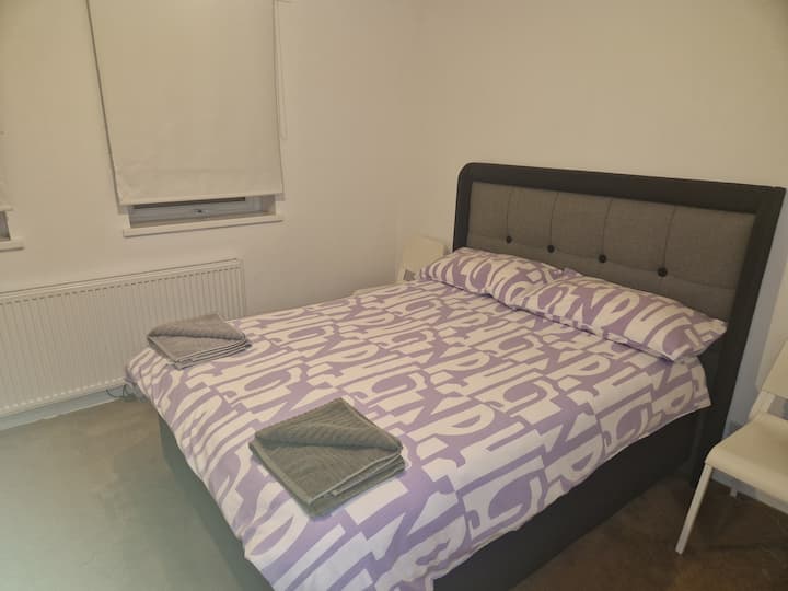 Beautiful, Very Clean House. - Bromley