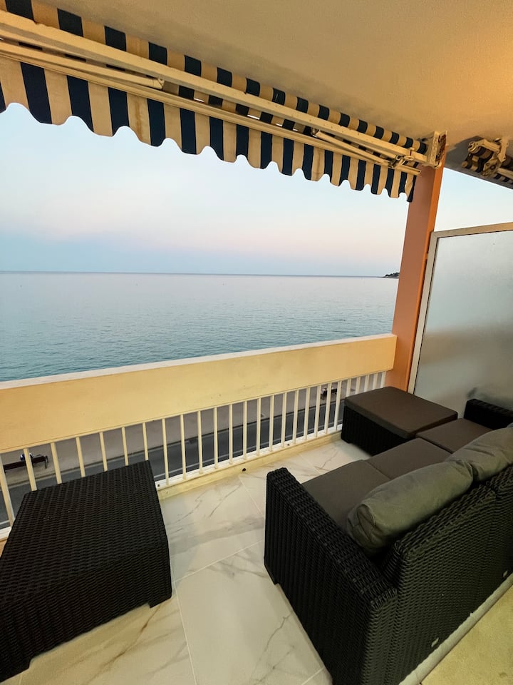 Appartement Front De Mer Menton - Menton
