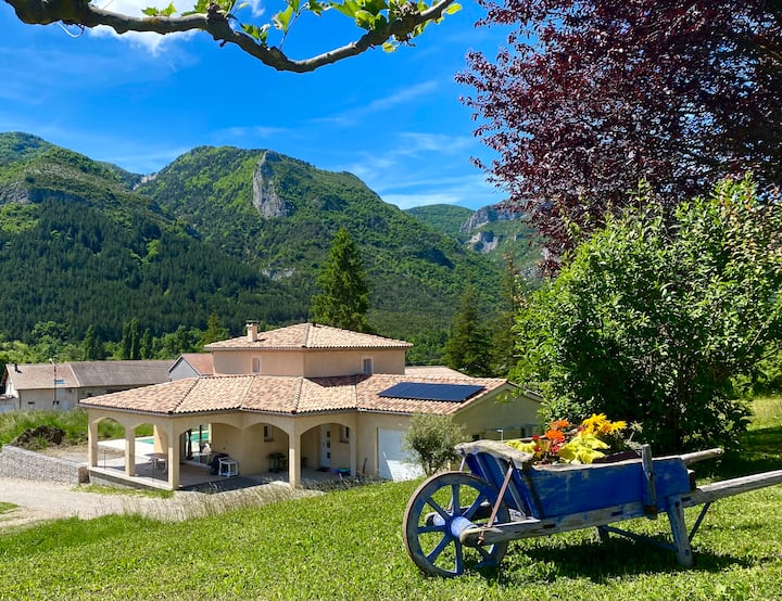 Villa De Charme à La Montagne - Hautes-Alpes