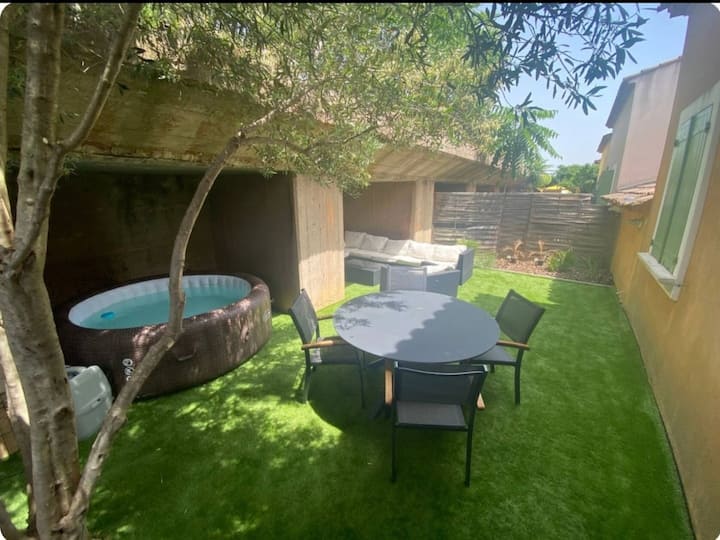 Maison Paisible Piscine/jacuzzi - Brignoles