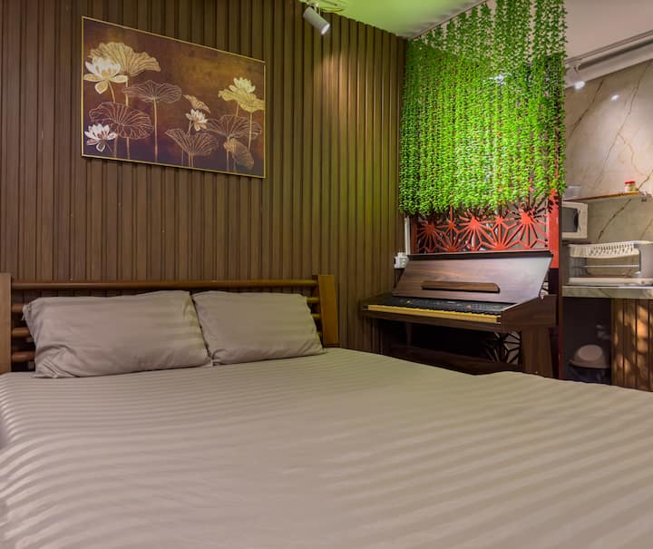 Train Street/old Quarter/kitchen/piano/apt. - Hanoi