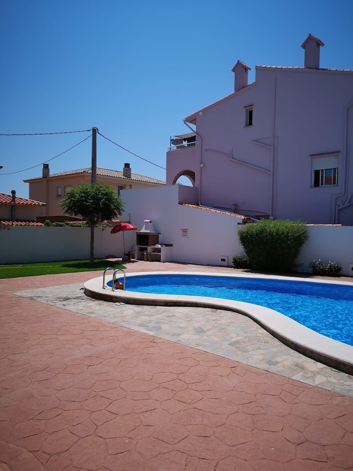 Apartamento Turístico Con Piscina - Vinaròs