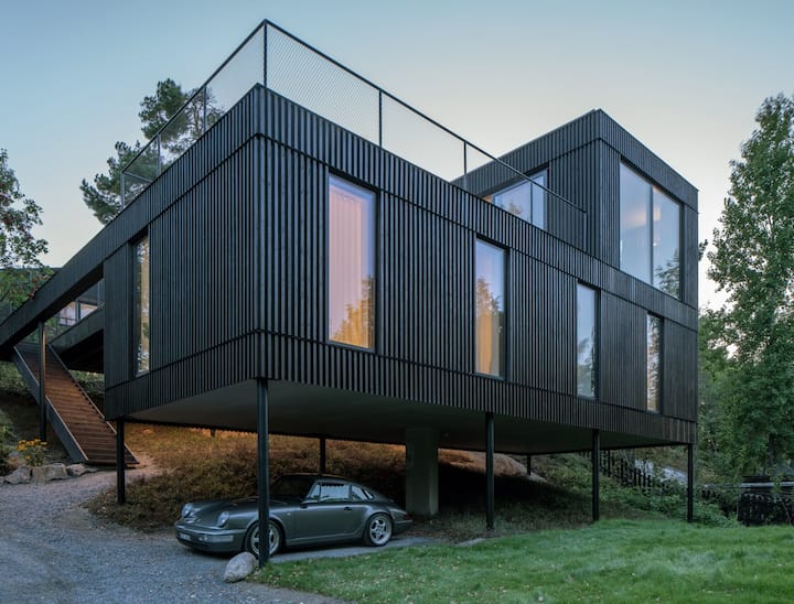 Arkitektens Villa Med Sjöutsikt - Tyresö