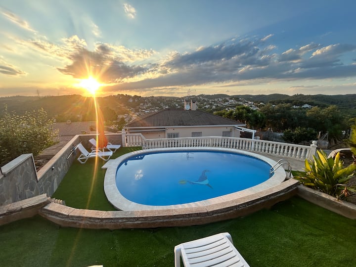 Chalet Con Piscina Privada - Vilanova i la Geltrú