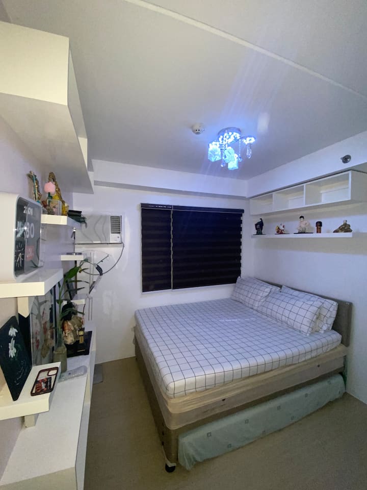 Relax And Unwind
1br Condo Unit For Rent - Taytay