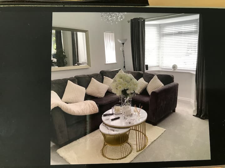 Little White House - Ringwood