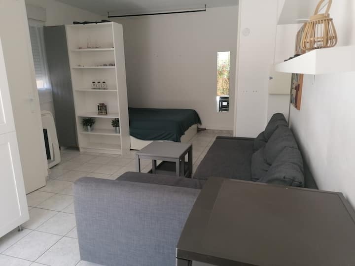 Studio à 30m De La Plage, Calme - Sausset-les-Pins