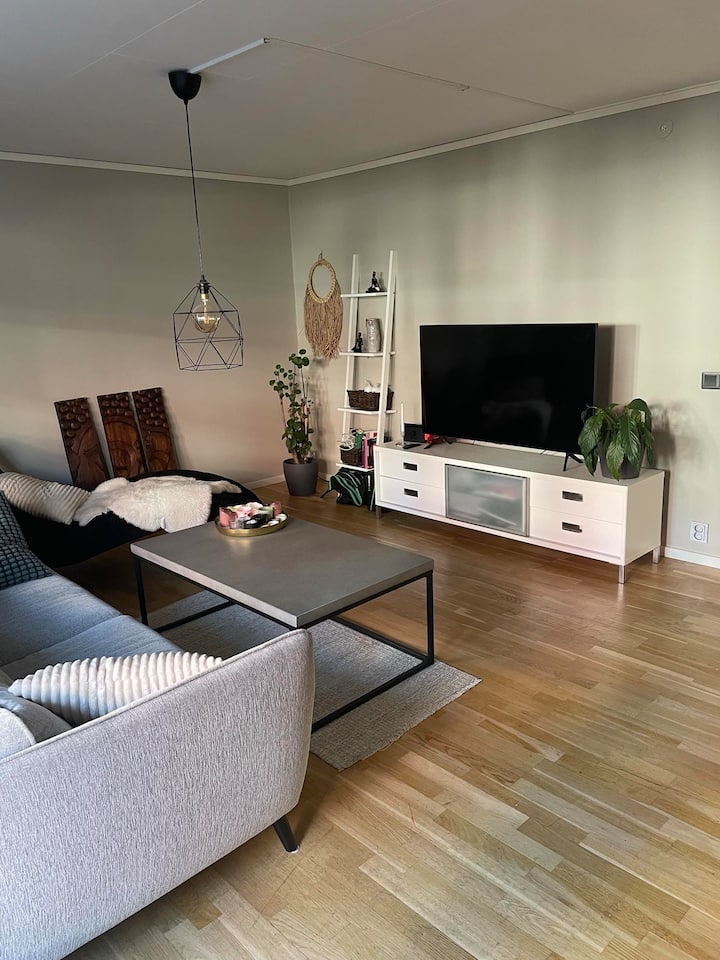 Härligt Hus I Barnvänligt Område - Mölndal