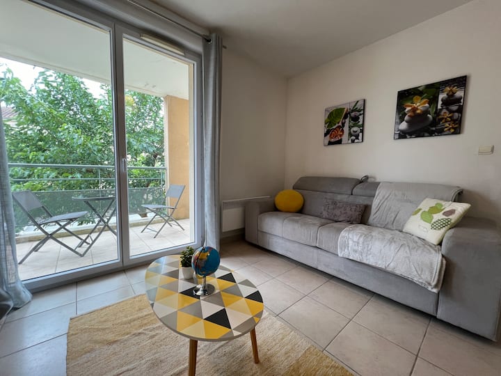 T2 Calme Et Paisible + Parking - Carcassonne