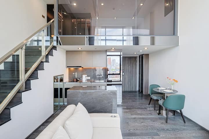 Siam Center/metro & Airport Express/central World - Bangkok