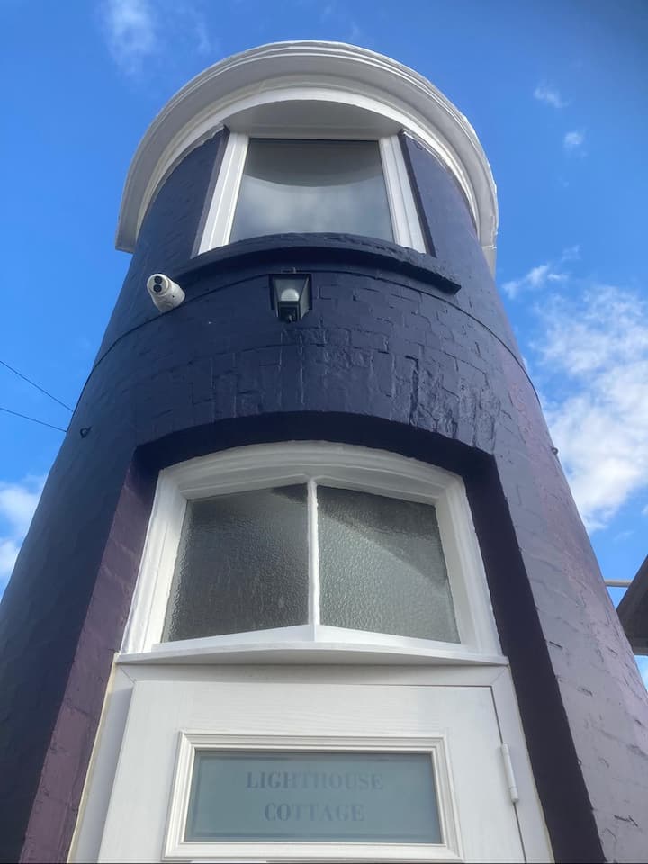 Lighthouse Cottage
Scarborough North Bay - Scarborough