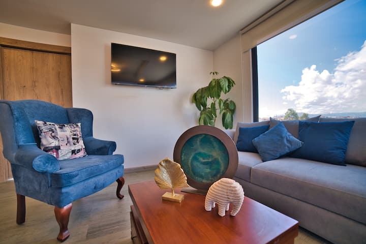Departamento Lujoso Con Terraza - Cuenca