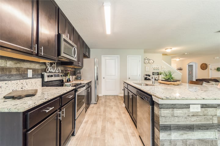 Spacious 4br-3b
Rivercity -Jax Airport-beach- Work - Jacksonville, FL