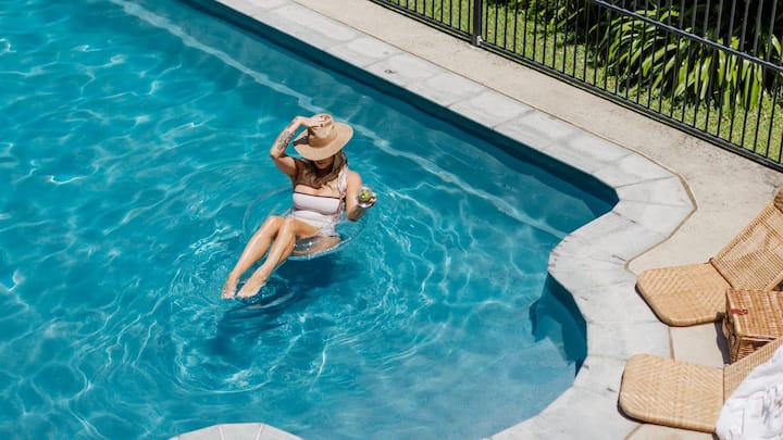 Bayview Beach House | Pet Friendly Home With Pool - Yamba