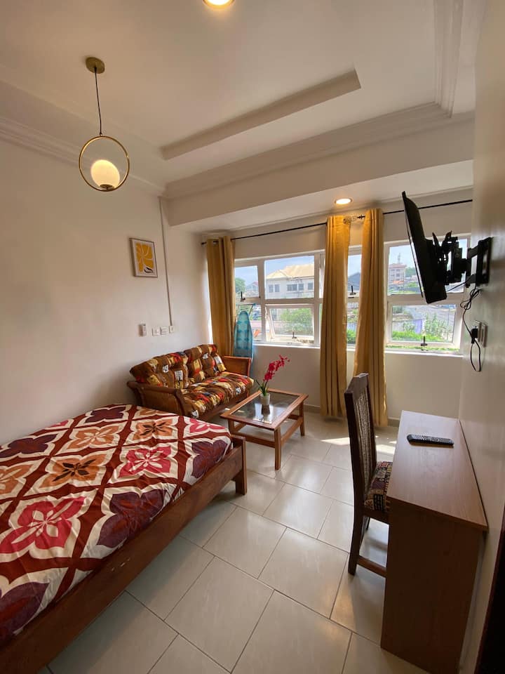 Fully Equipped Studio In Osu 1 - Accra