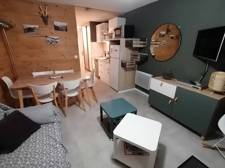 Appart Montagne Rez De Jardin - Arêches