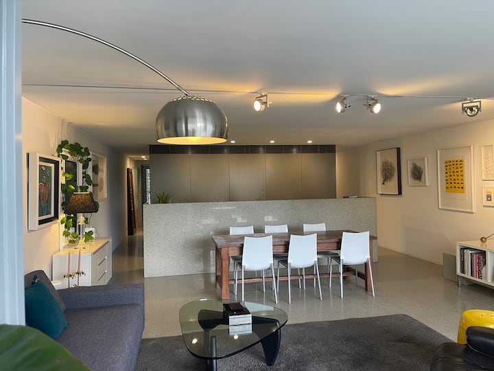Modern Spacious Apt In Harbour Park. Mins To City - North Sydney