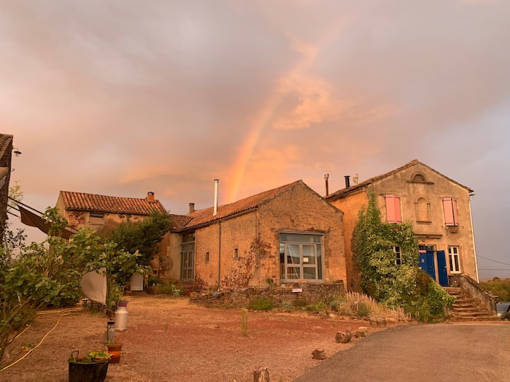 Grande Maison Au Cœur Du Rougier - Saint-Affrique