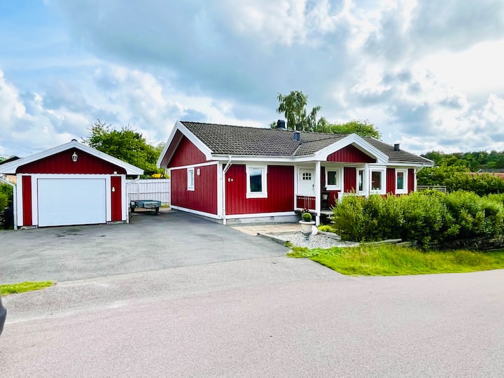 Mysigt Hus Med Bubbelpool
"Villa Lilleby" - Gothenburg