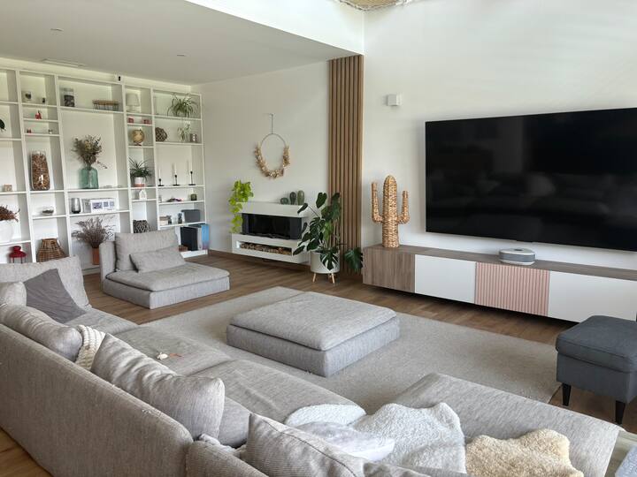 Maison Familiale Avec Piscine Et Filet Suspendu - Valence